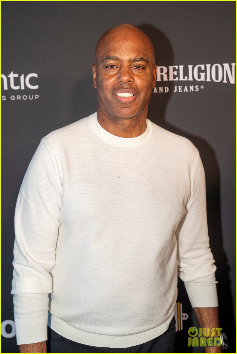 Who Are the Golden Globes Announcers? Social Media Reacts to Live ...