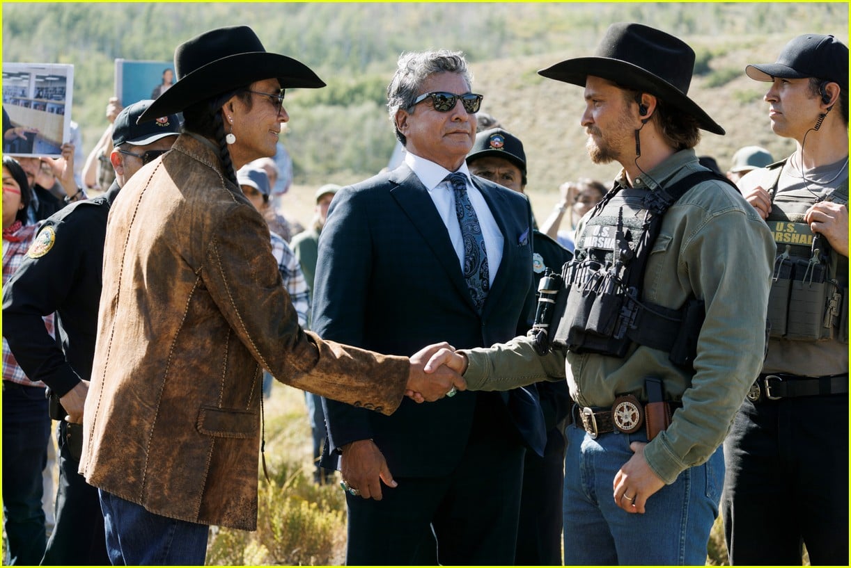 CBS Drops Trailer for 'Marshals,' Lukes Grimes' 'Yellowstone' Spinoff ...