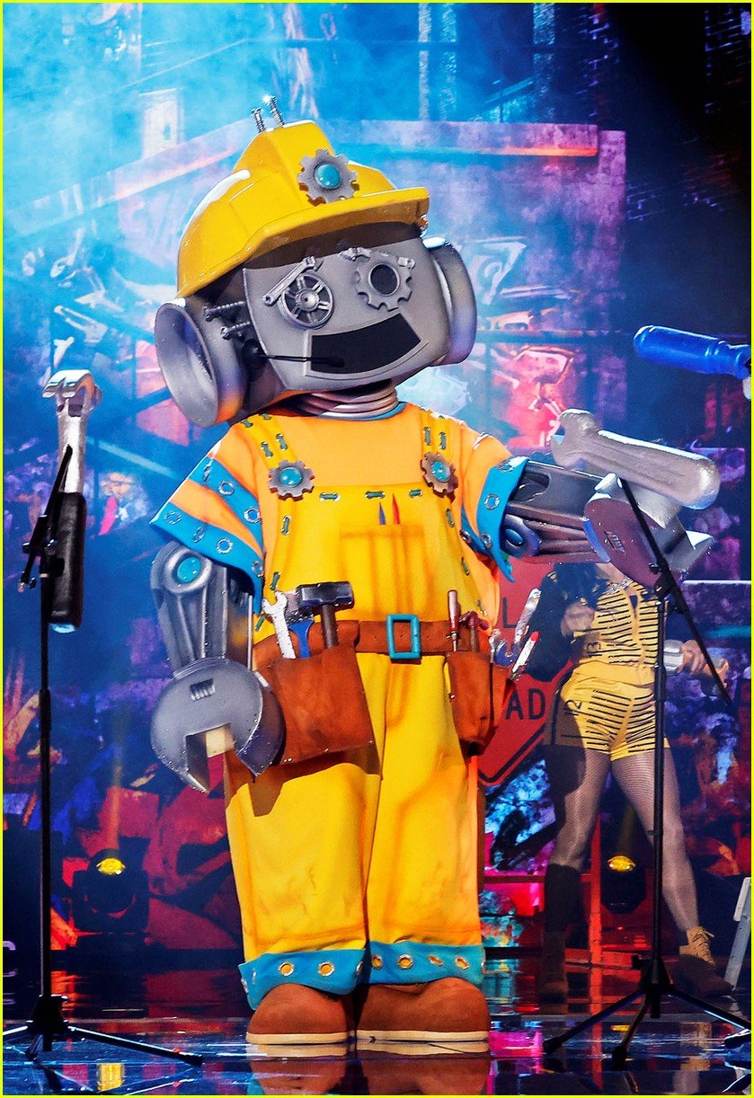 Who Is Handyman on 'The Masked Singer' Season 14? Clues, Guesses ...