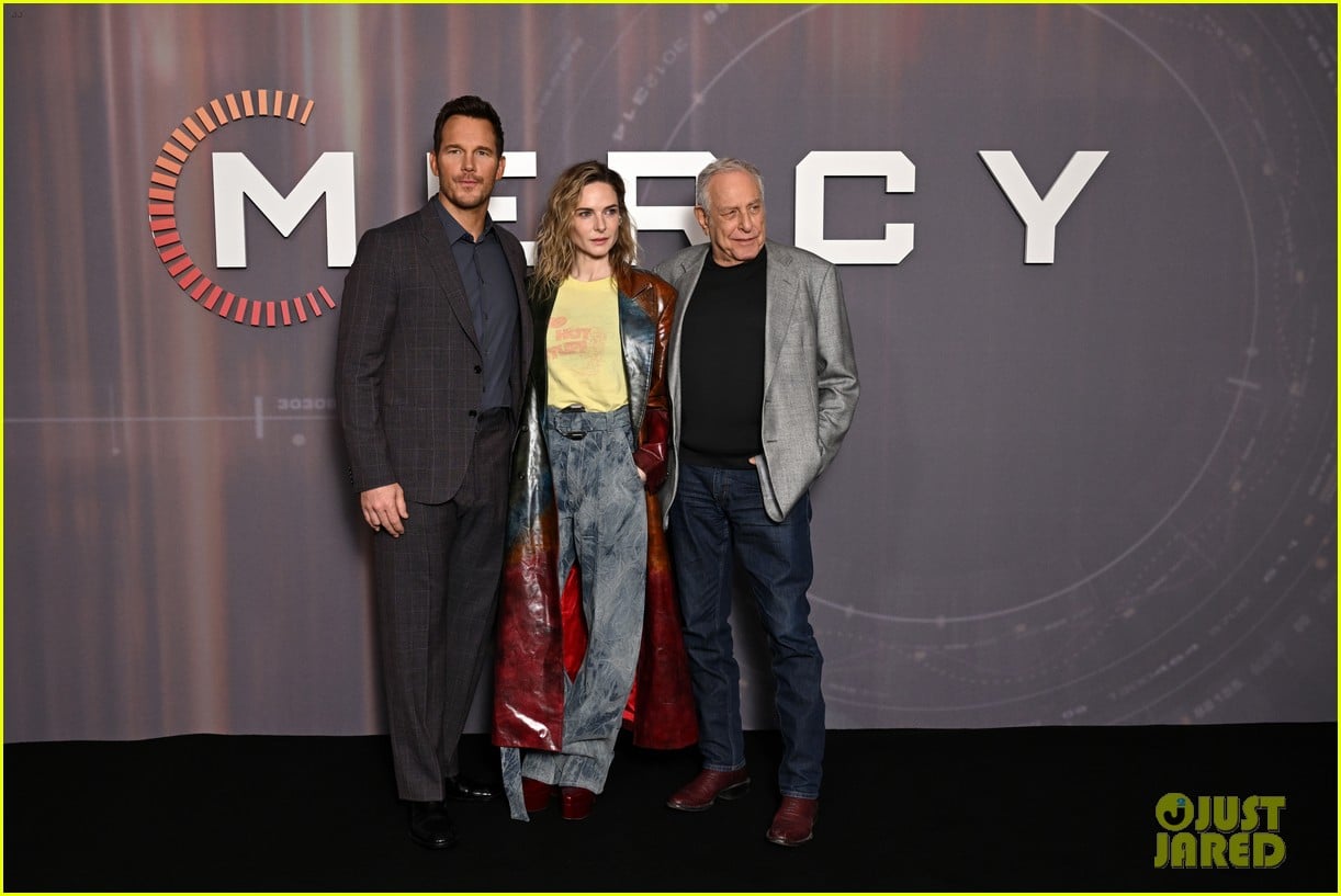 Chris Pratt & Rebecca Ferguson Step Out to Promote New Movie 'Mercy' in ...