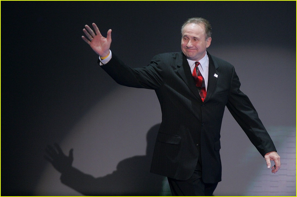 Michael Reagan Dead: Ronald Reagan's Son & Conservative Commentator ...