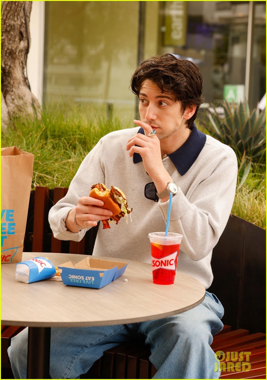 Milo Manheim Reveals He Learned of His 'Tangled' Casting Just 10 ...