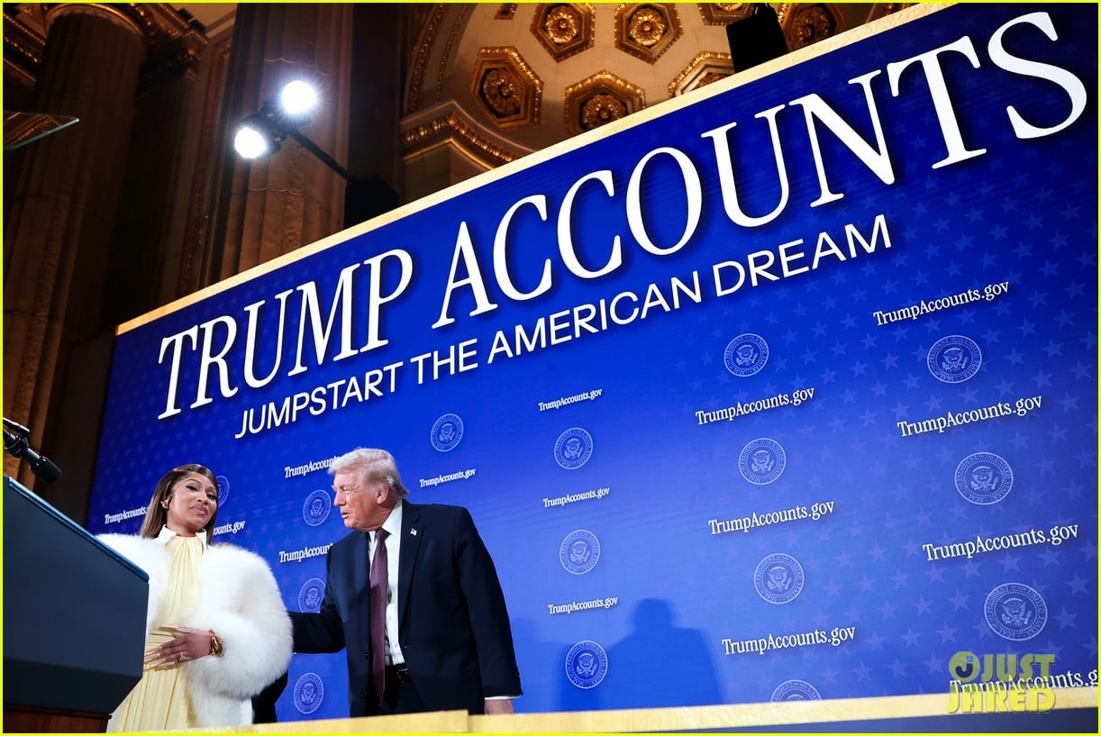 Is Nicki Minaj a U.S. Citizen After Getting a Trump Gold Card?: Photo ...