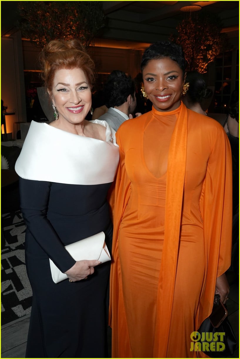 Inside Netflix's Golden Globes 2026 After Party: See Photos of the ...