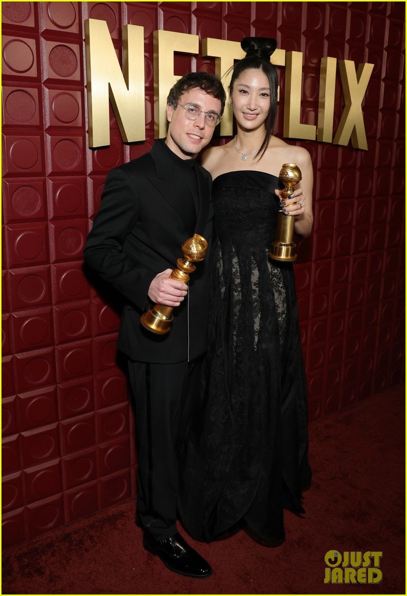 Inside Netflix's Golden Globes 2026 After Party: See Photos of the ...