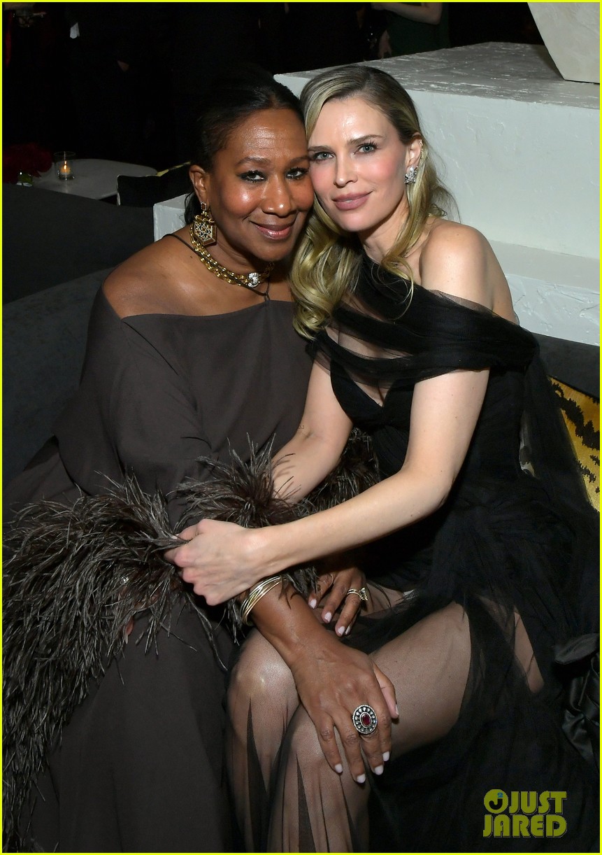 Inside Netflix's Golden Globes 2026 After Party: See Photos of the ...