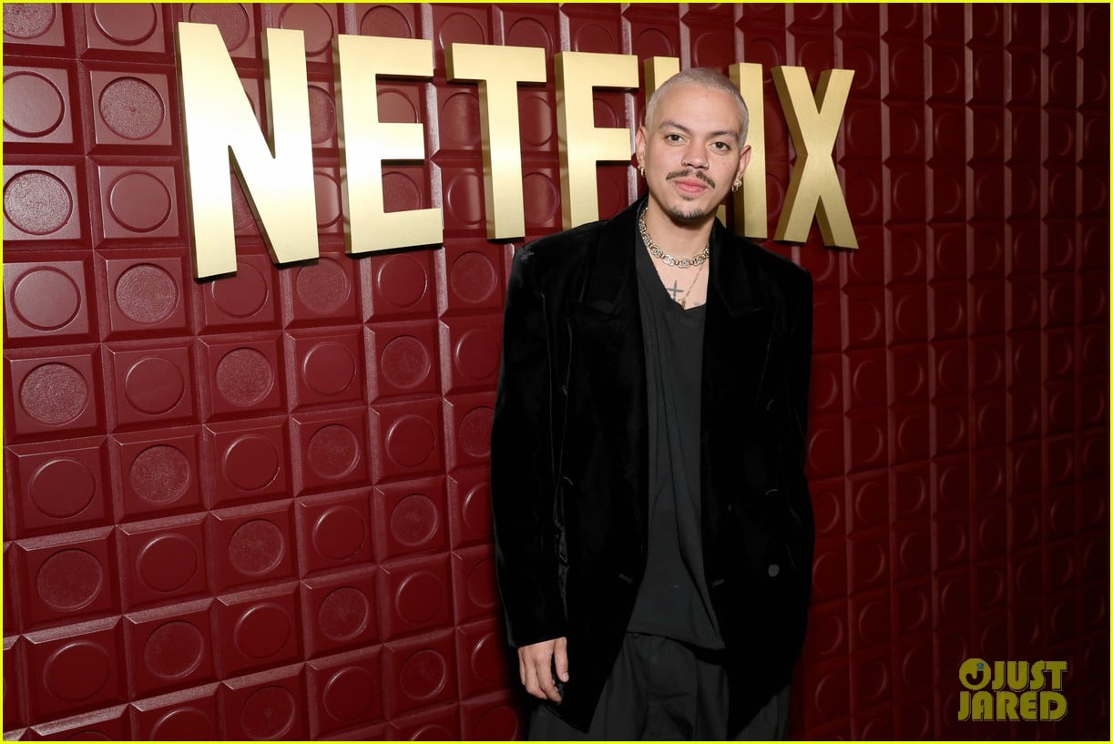 Inside Netflix's Golden Globes 2026 After Party: See Photos of the ...