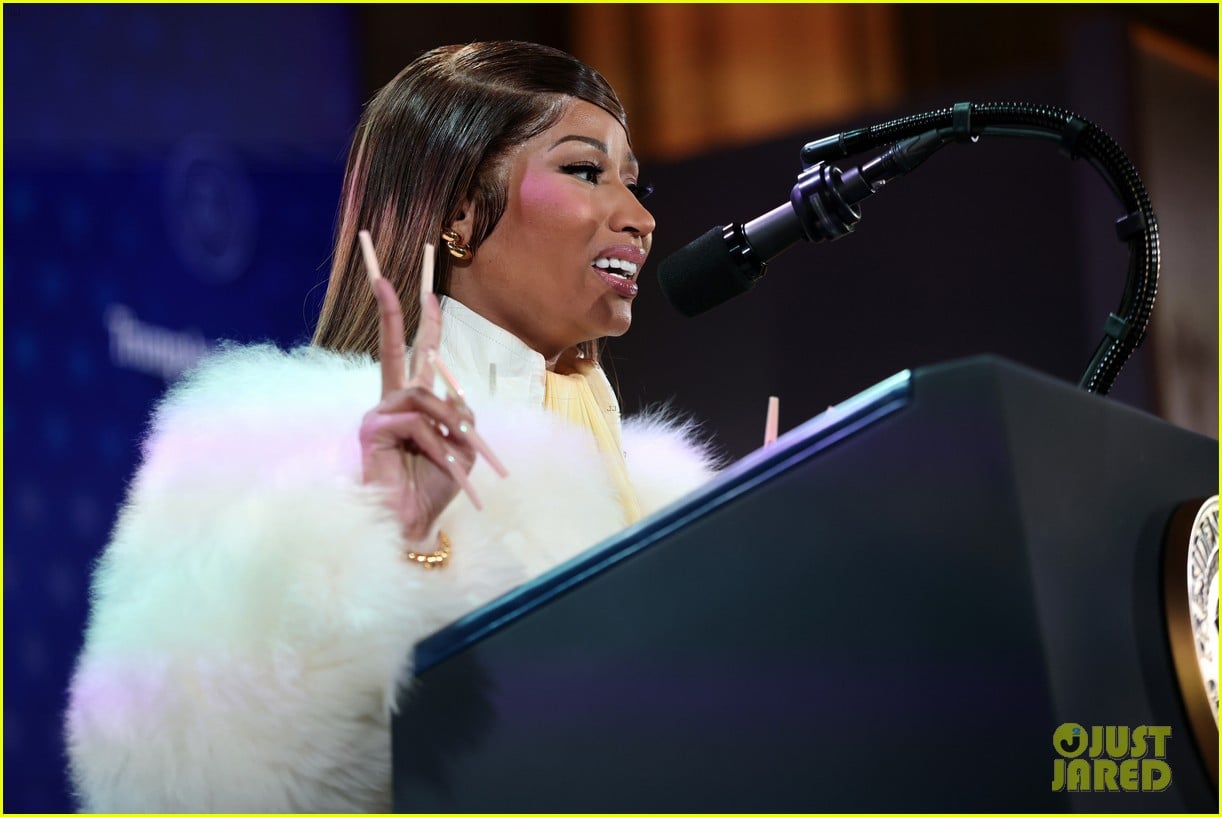 Nicki Minaj Holds Trump's Discolored Hand at Summit, Calls Herself His ...