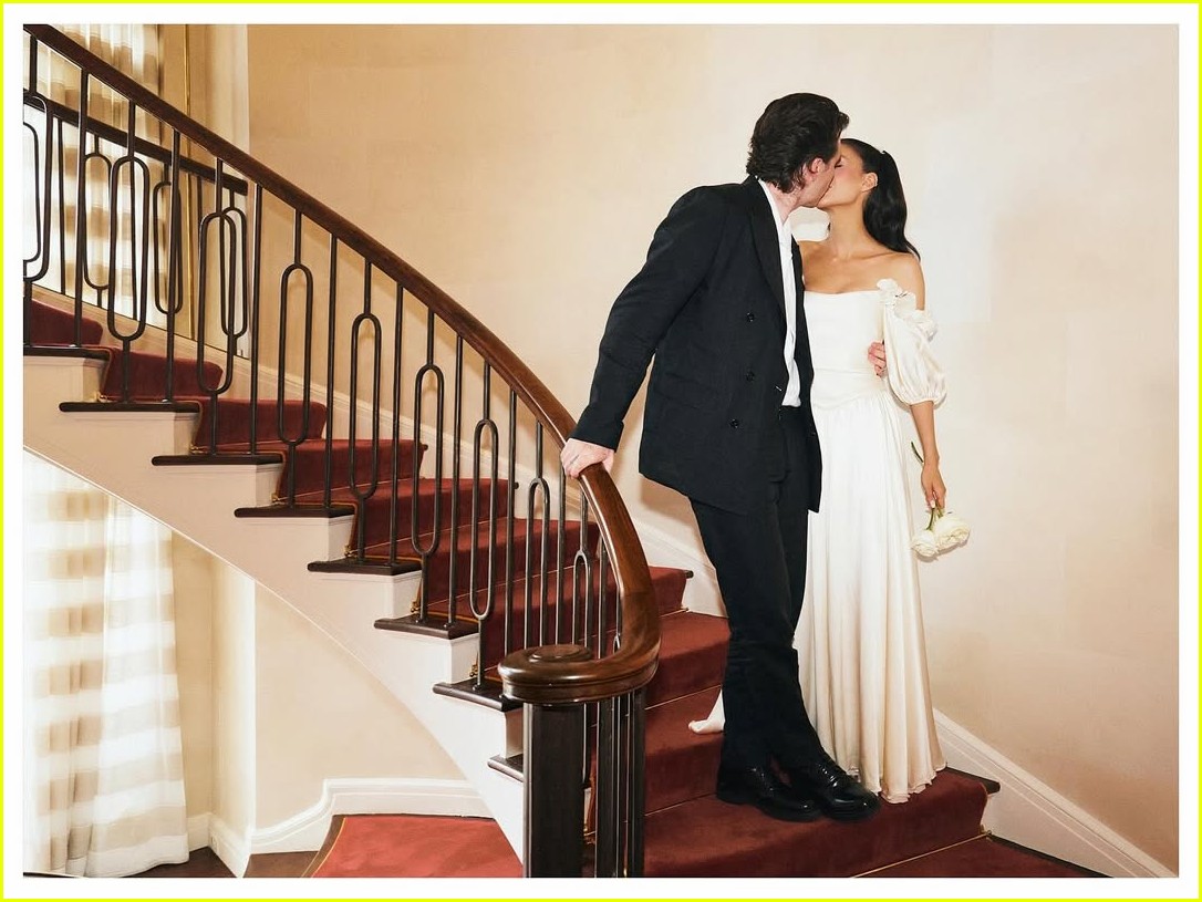 Look Back at Brooklyn Beckham & Nicola Peltz's Vow Renewal Ceremony ...