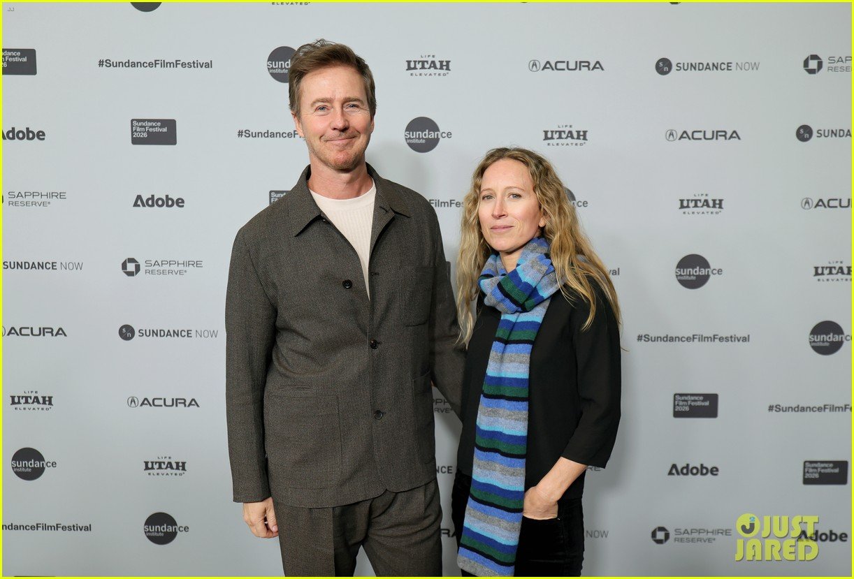 Olivia Wilde Wears 'ICE Out' Pin at Sundance Film Festival, Receives ...