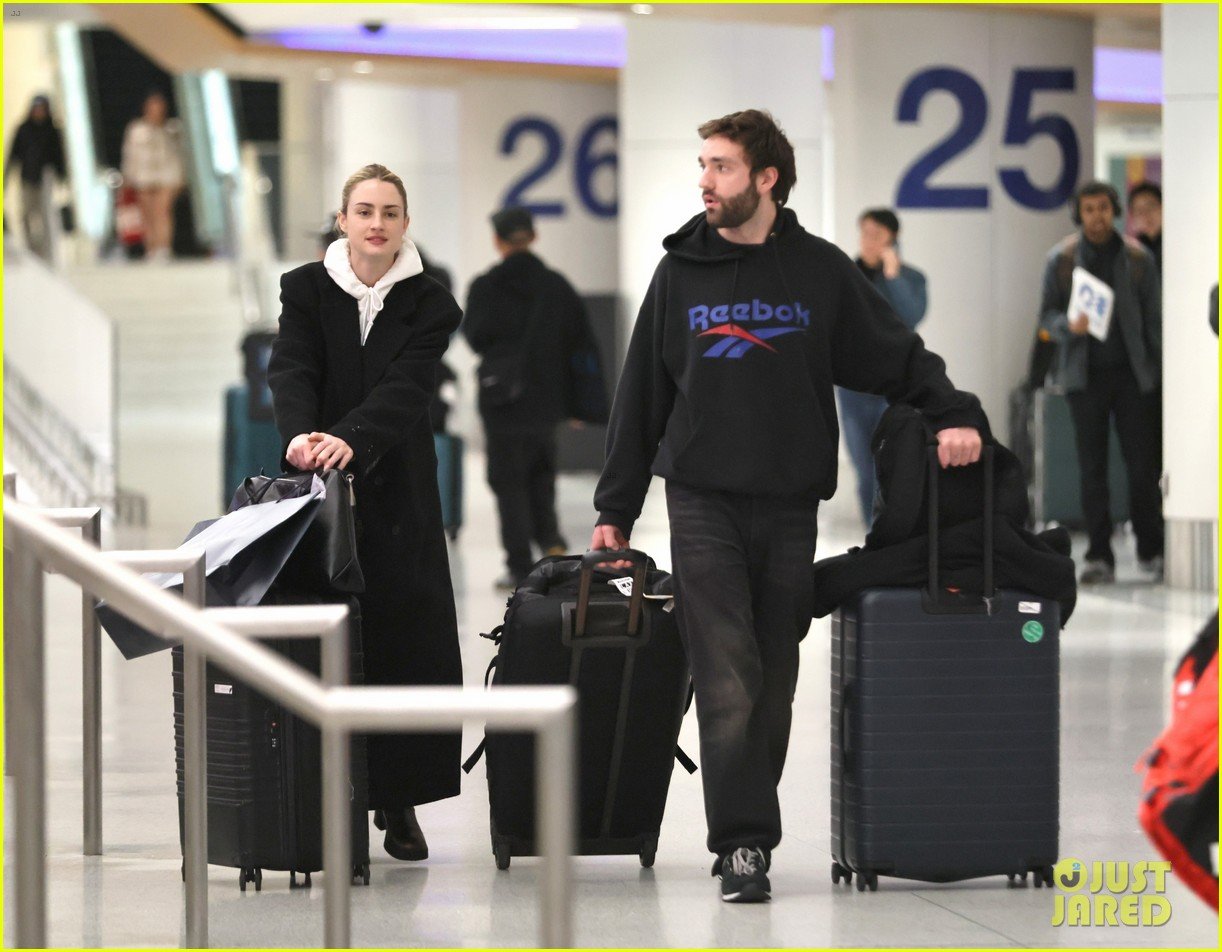 'Tell Me Lies' Couple Grace Van Patten & Jackson White Spotted Flying ...