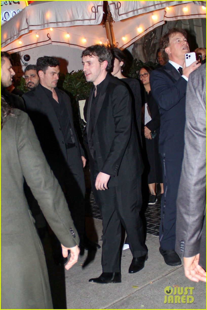 Paul Mescal & Gracie Abrams Attend Golden Globes After Party After ...