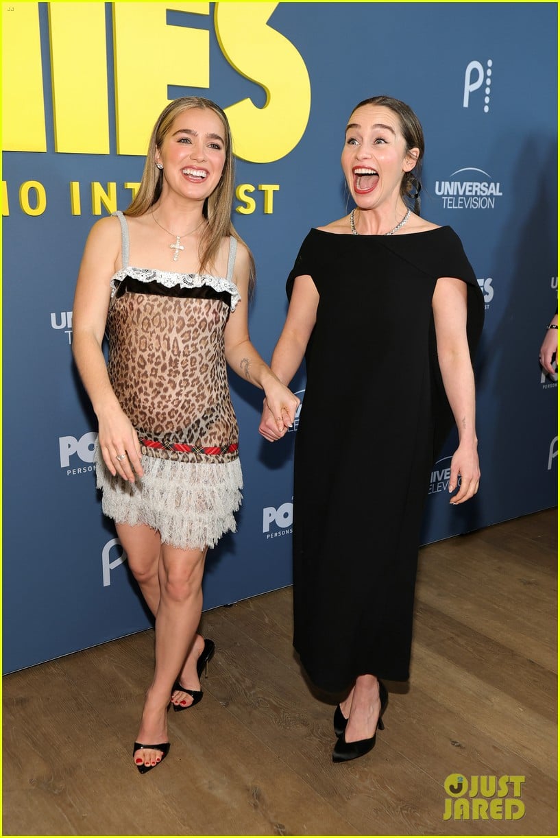 Emilia Clarke & Haley Lu Richardson Hold Hands at 'Ponies' NYC Premiere ...