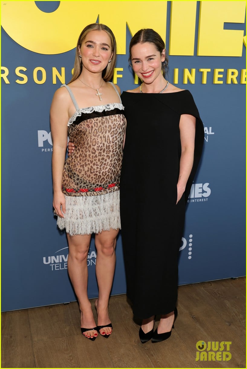 Emilia Clarke & Haley Lu Richardson Hold Hands at 'Ponies' NYC Premiere ...