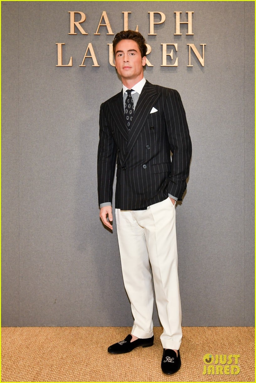 Nick Jonas, Tom Hiddleston, Liam Hemsworth & More Kick Off Milan ...