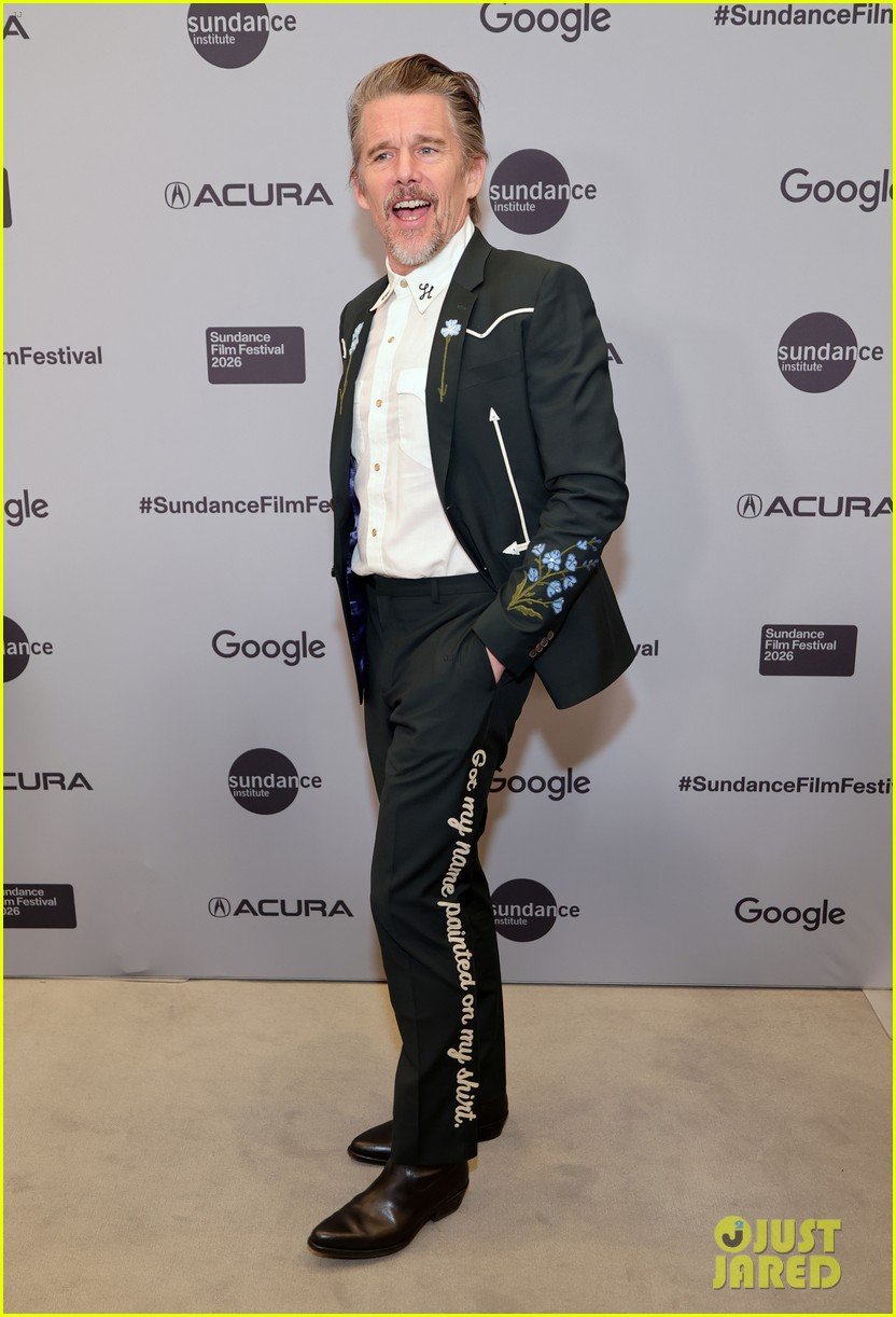 Ethan Hawke, Tessa Thompson, Chris Pine, & More Stars Attend Special ...