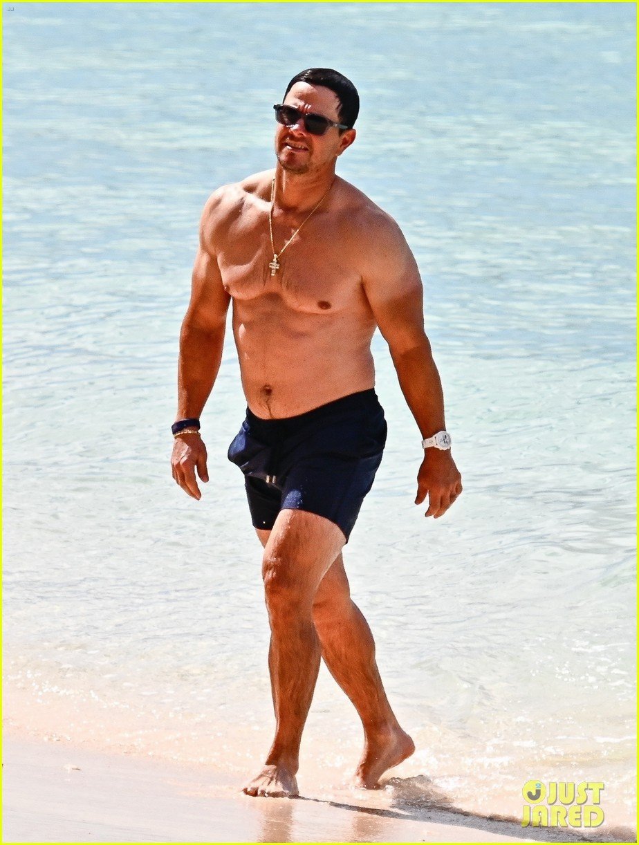 Mark Wahlberg Swims With Wife Rhea Durham During Relaxing Barbados ...