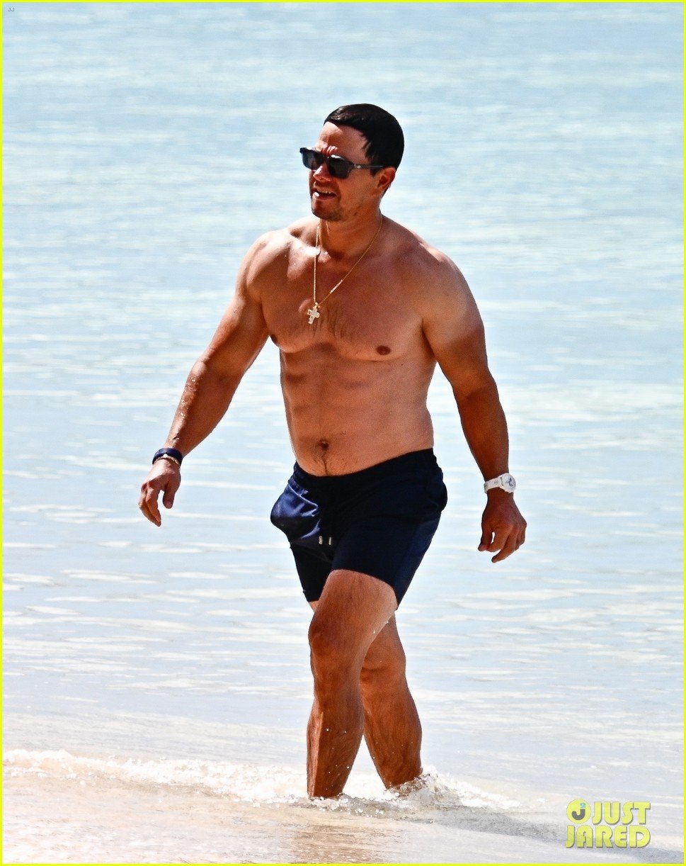 Mark Wahlberg Swims With Wife Rhea Durham During Relaxing Barbados ...