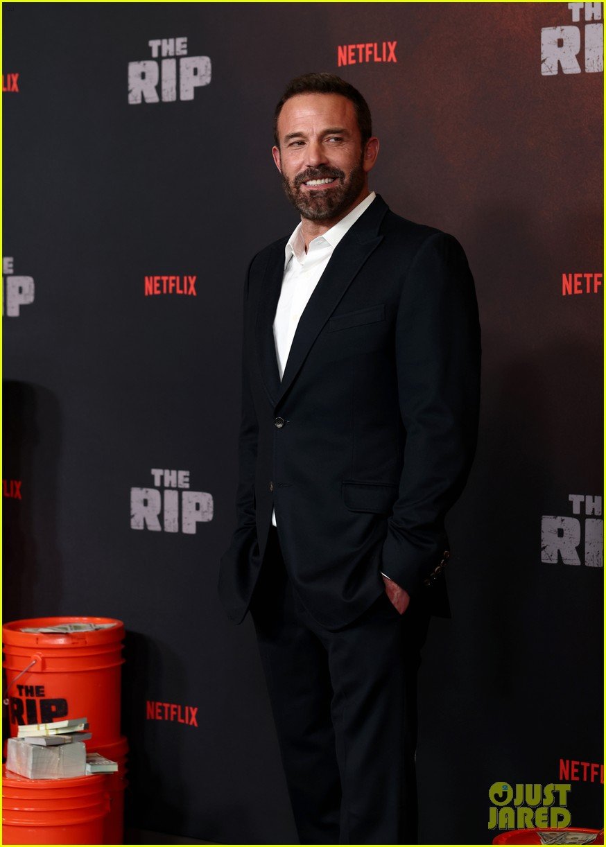 Ben Affleck & Matt Damon Join New Golden Globe Winner Teyana Taylor at ...