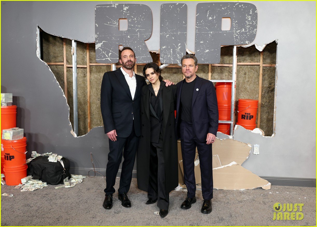 Ben Affleck & Matt Damon Join New Golden Globe Winner Teyana Taylor at ...