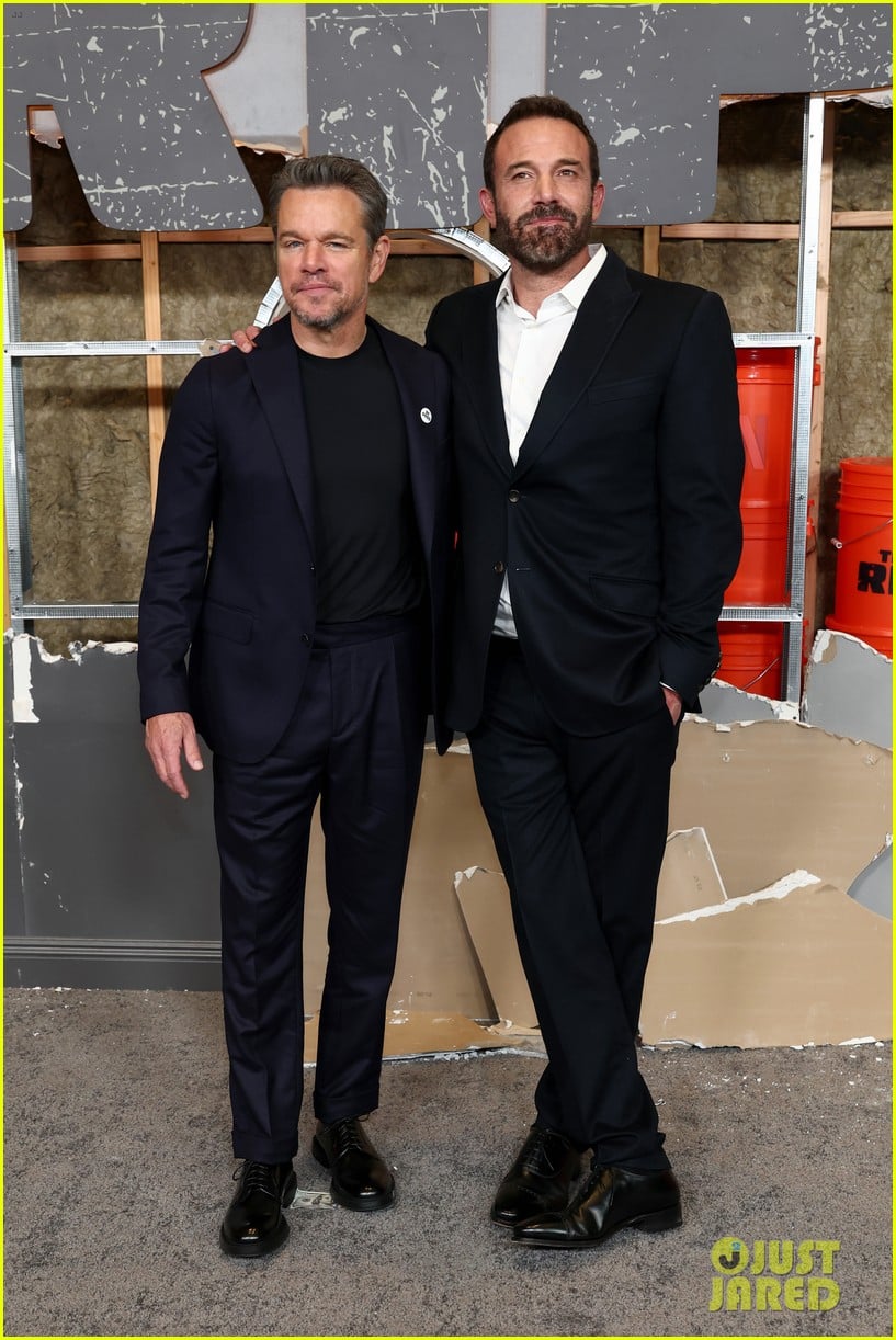 Ben Affleck & Matt Damon Join New Golden Globe Winner Teyana Taylor at ...