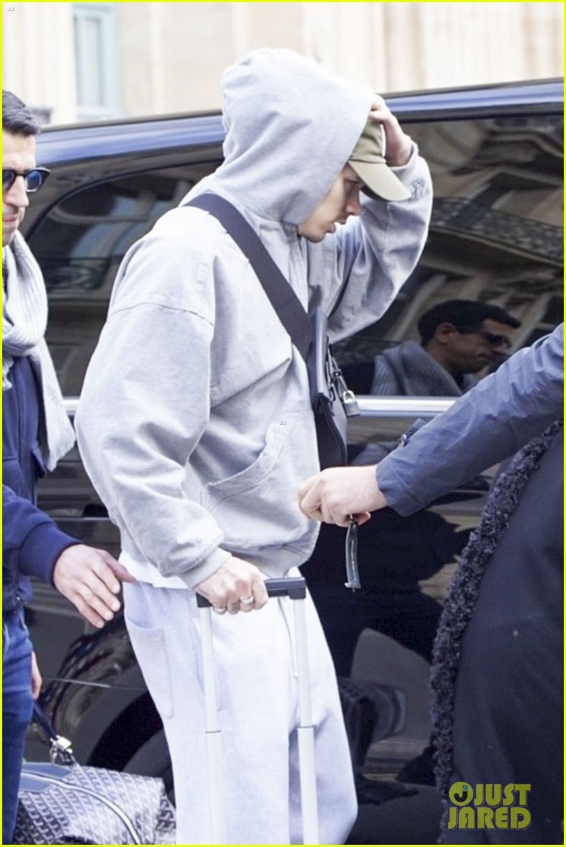 Romeo Beckham & Girlfriend Kim Turnbull Arrive in Paris for Fashion ...