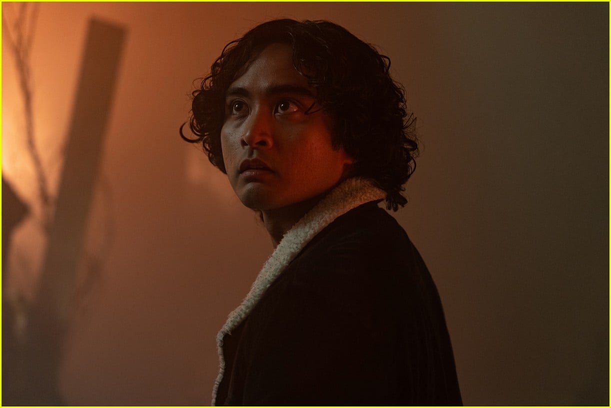 'School Spirits' Season 3: Peyton List Returns In New Trailer - Watch ...