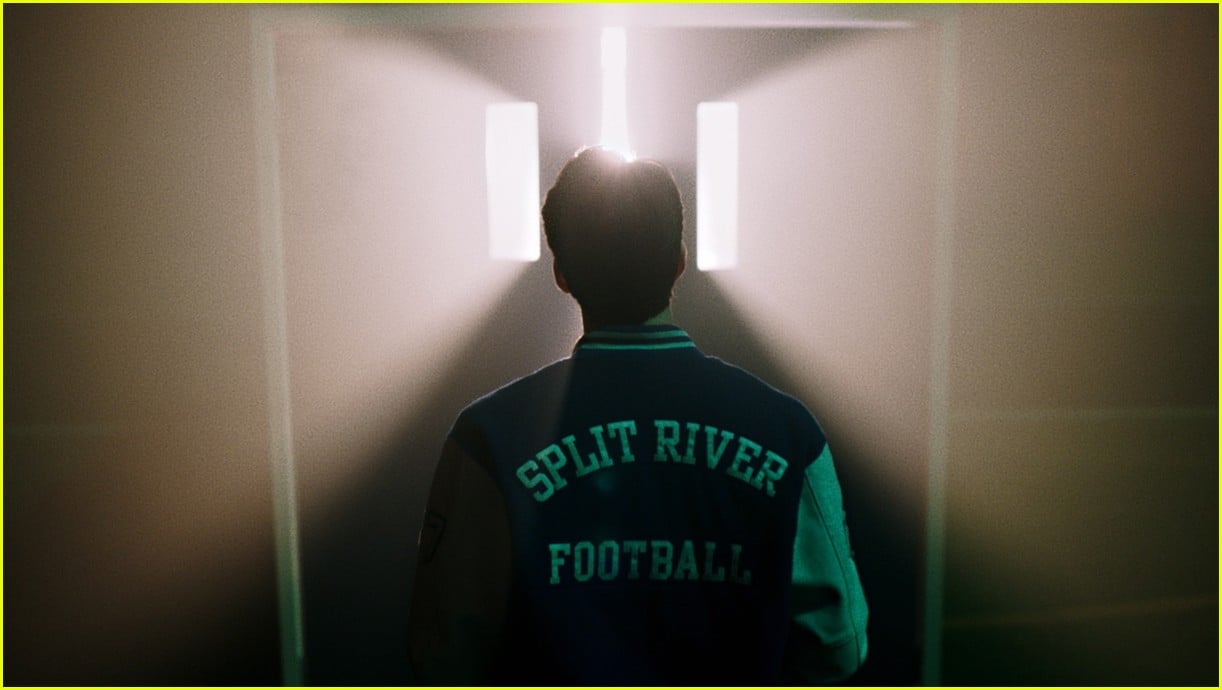 'School Spirits' Season 3: Peyton List Returns In New Trailer - Watch ...