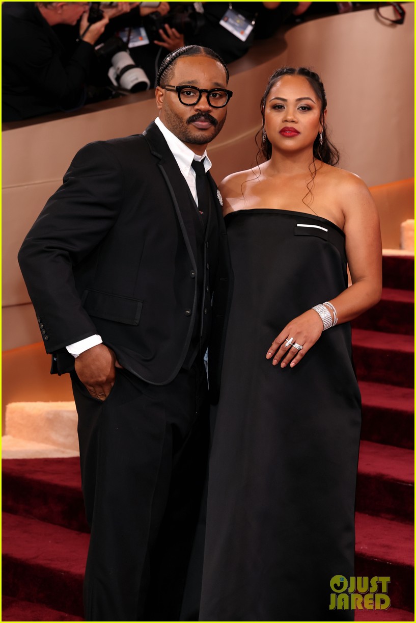 'Sinners' Wins Cinematic and Box Office Achievement Award at Golden ...