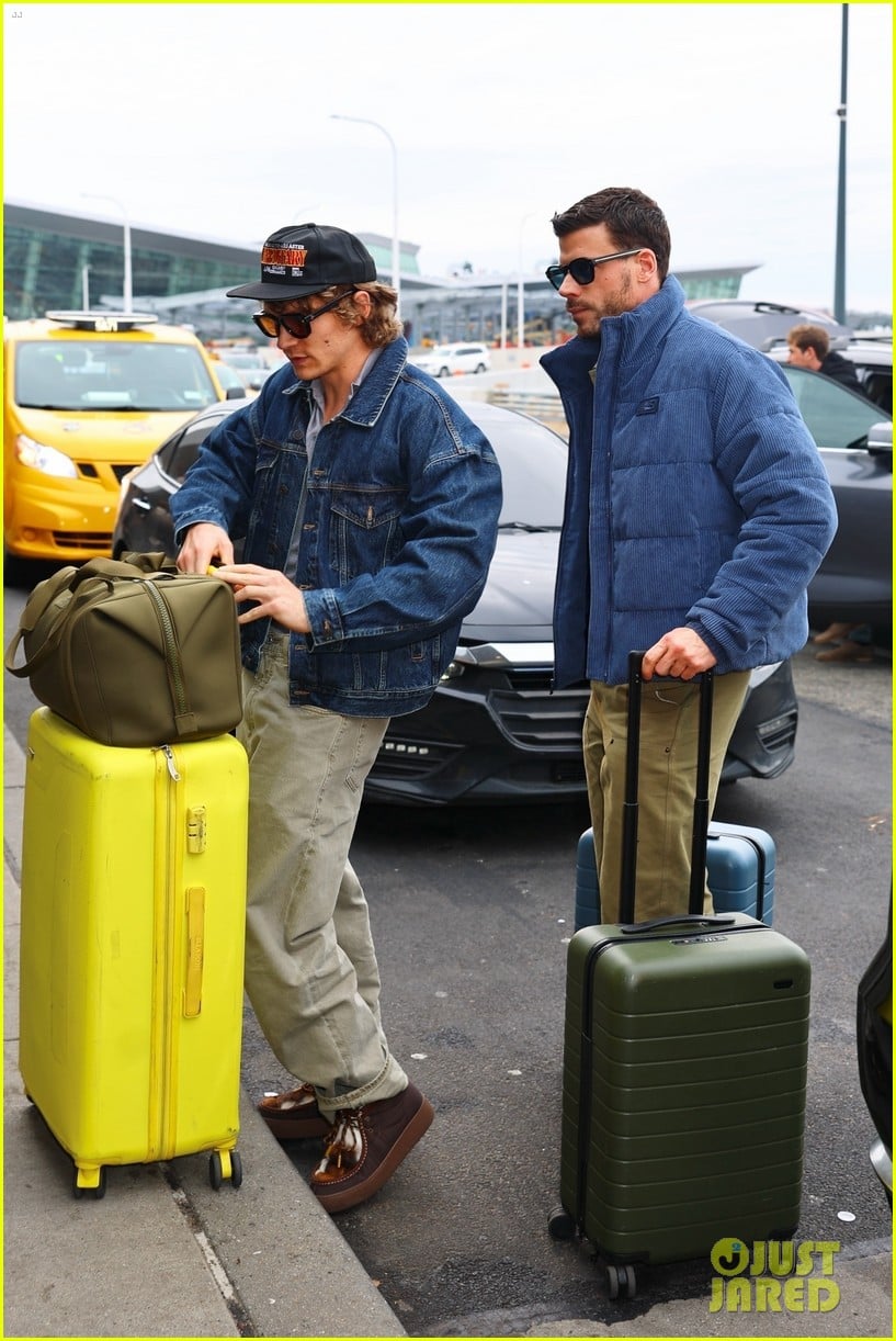 Connor Storrie & François Arnaud Catch Flight Out of NYC Together After ...