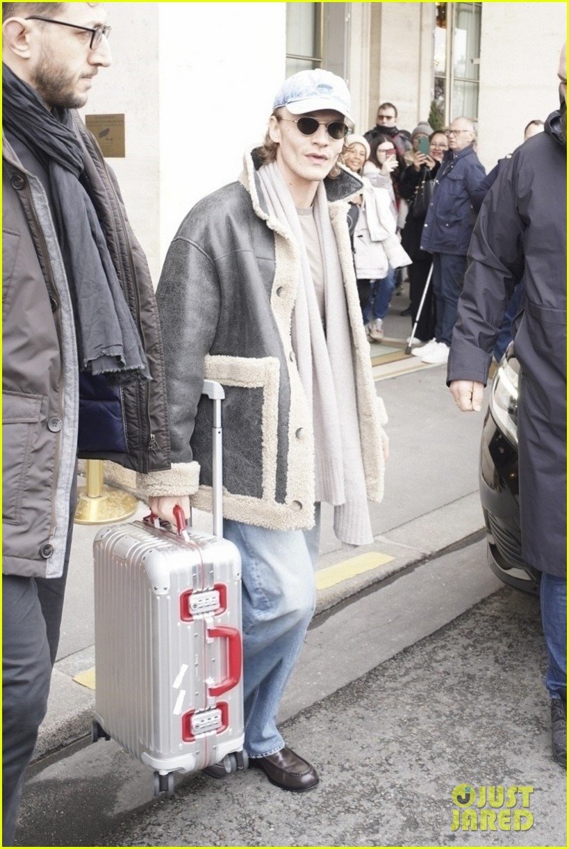 Heated Rivalry's Connor Storrie & Francois Arnaud Photographed in Paris ...