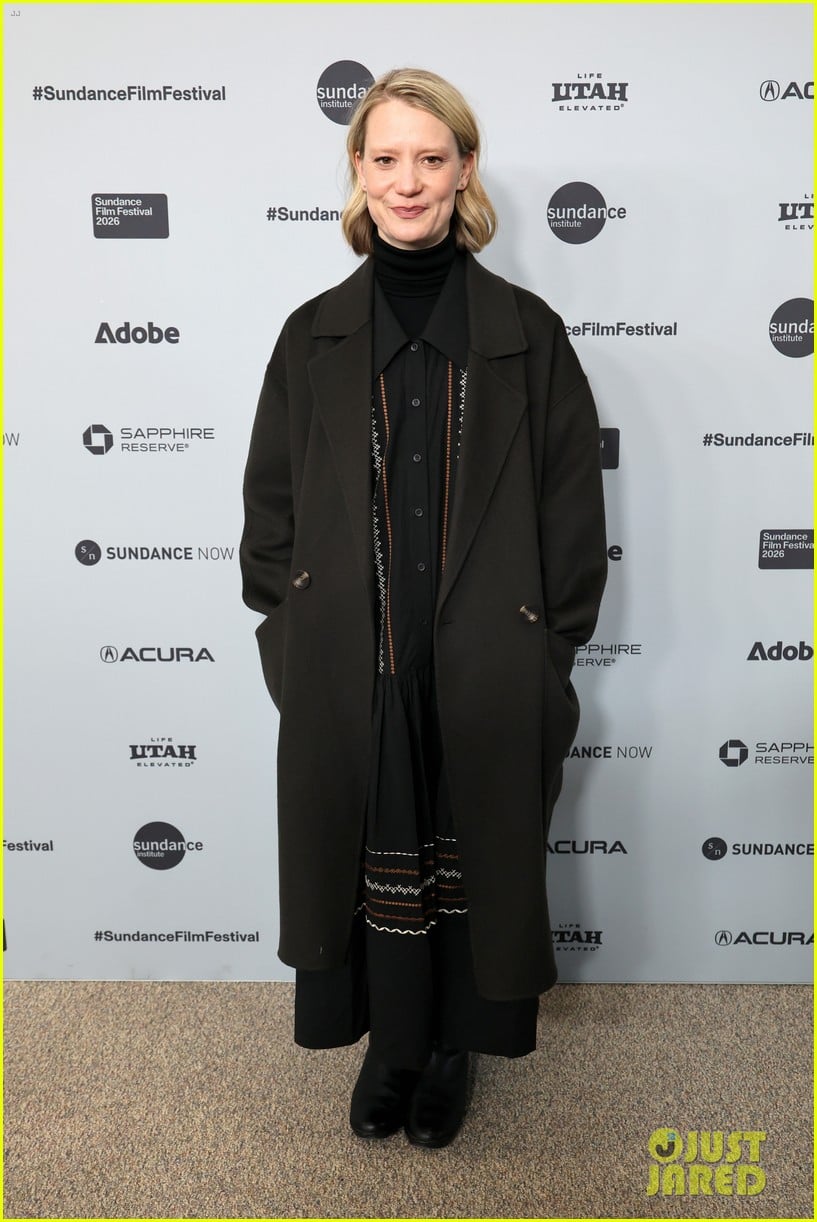 Taika Waititi Gives Update On His 'Star Wars' Movie, Teases Script He ...