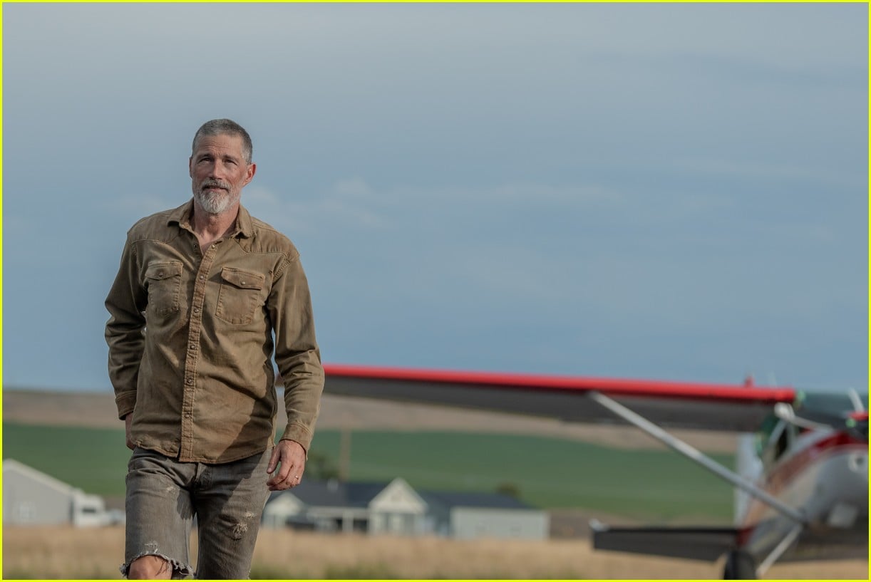 'The Madison' First-Look Photos: Michelle Pfeiffer & Kurt Russell's ...