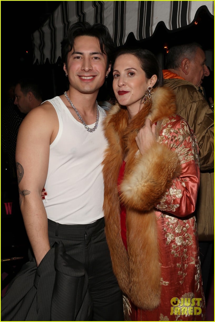 Inside W Magazine's Best Performances Party: See Tons of Stars Mingling ...