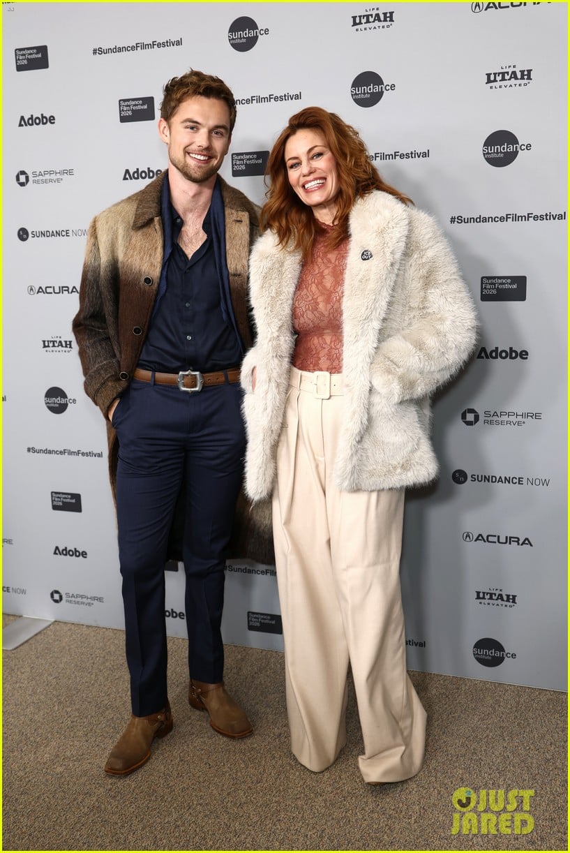 Smallville's Tom Welling Makes Rare Appearance with Wife Jessica at ...