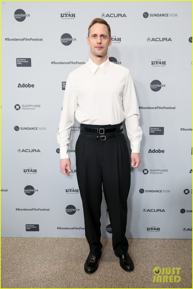 Olivia Colman & Alexander Skarsgard Tease Uncoventional Romance at ...