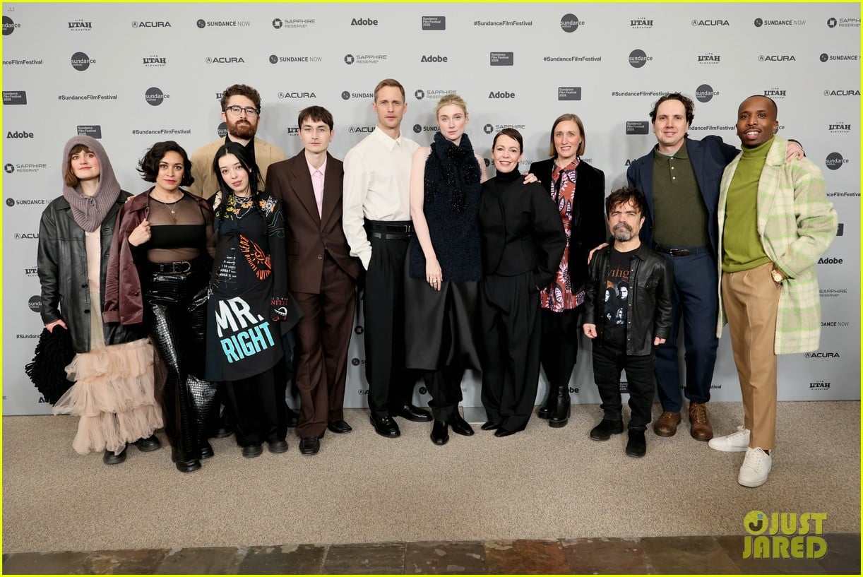 Olivia Colman & Alexander Skarsgard Tease Uncoventional Romance at ...