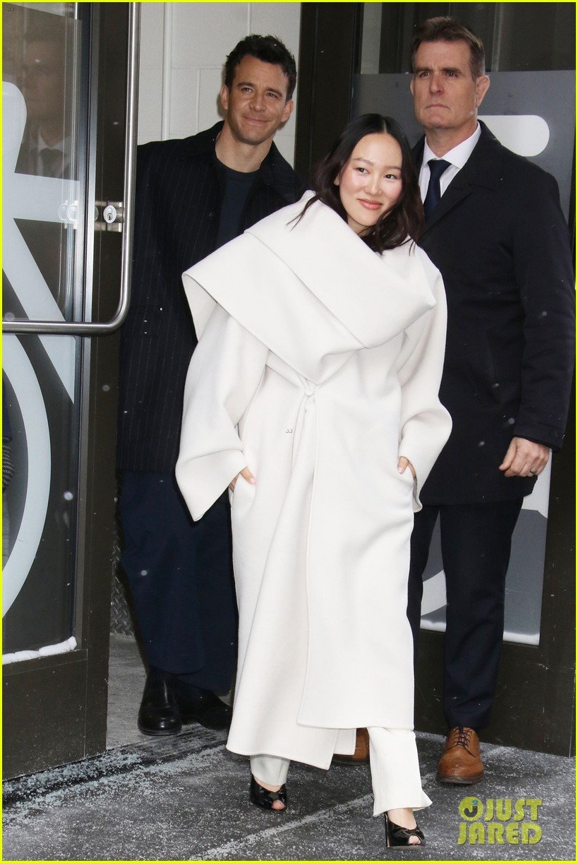 Bridgerton's Yerin Ha Explains Why She Was Happy Wearing a Maid Costume ...