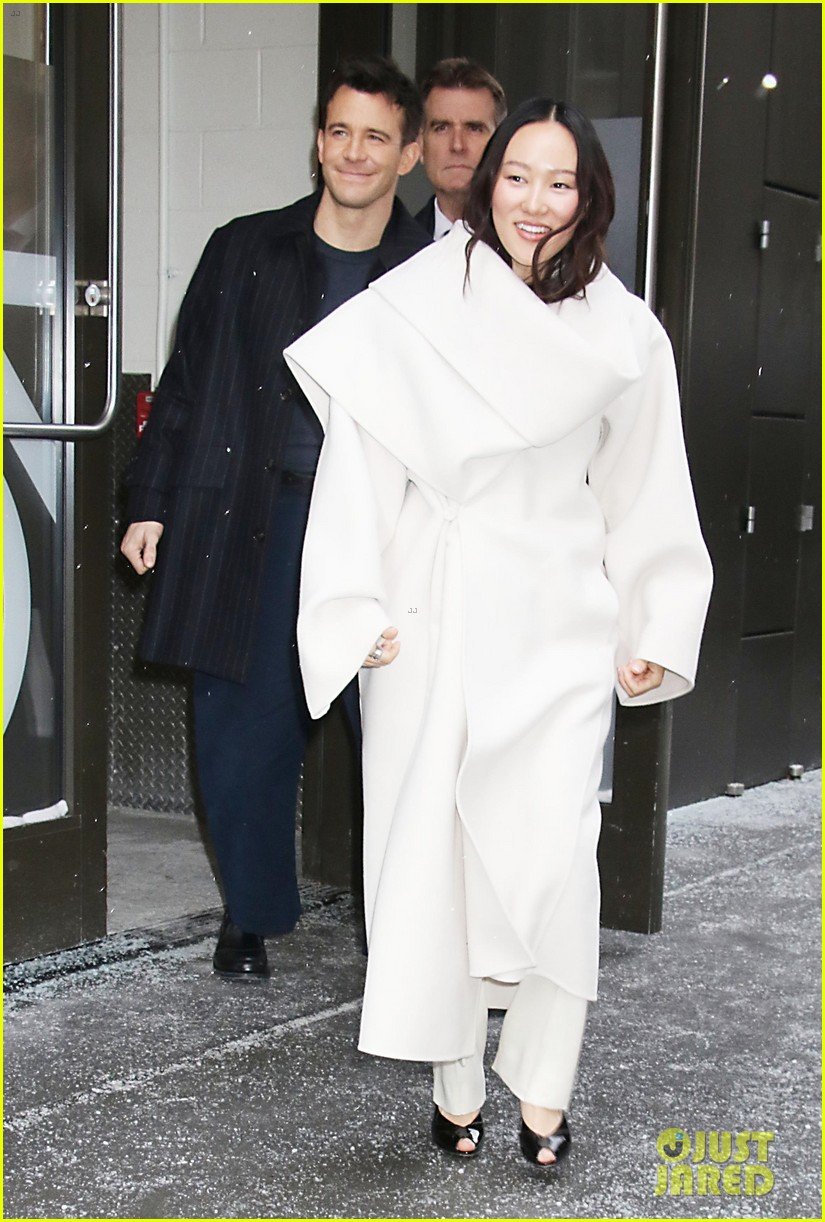 Bridgerton's Yerin Ha Explains Why She Was Happy Wearing a Maid Costume ...