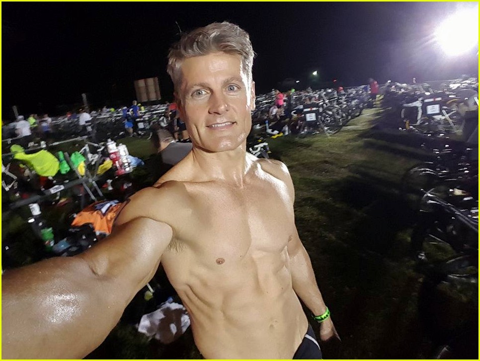 Rob Rausch's Dad Goes Viral for His Hot Shirtless Photos!: Photo ...