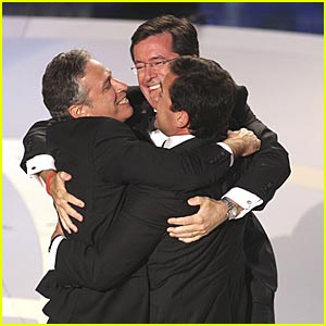 Colbert, Carell & Stewart Hug @ Emmys 2007 | Emmy Awards 2007, Jon ...