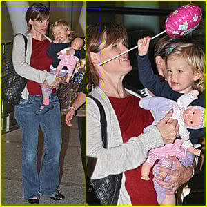 Violet Affleck is a Balloon Baby | Ben Affleck, Celebrity Babies ...