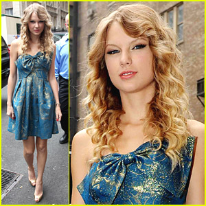 Taylor Swift Enjoys The View | Taylor Swift | Celebrity News and Gossip ...