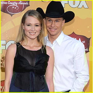 Jewel & Husband Expecting A Baby | Jewel, Pregnant Celebrities, Ty ...