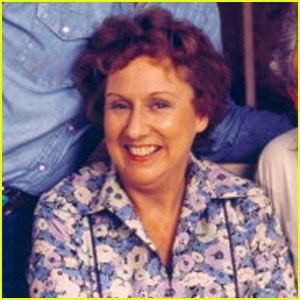 ‘All in the Family’ Star Jean Stapleton: Dead at 90 | Jean Stapleton, RIP | Celebrity News and ...
