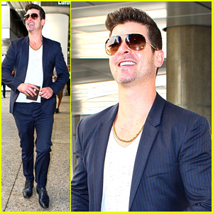 Robin Thicke Talks VMAs Performance with Miley Cyrus | Miley Cyrus ...