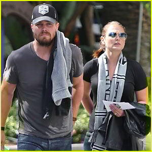Stephen Amell Supports the LA Kings at Their Stanley Cup Win ...