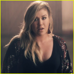 Kelly Clarkson Releases ‘Invincible’ Music Video – Watch Here! | Kelly ...