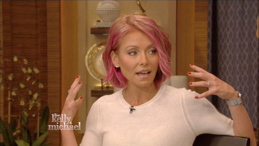 Kelly Ripa Debuts Pink Hair On ‘Live With Kelly & Michael’ | Kelly Ripa ...