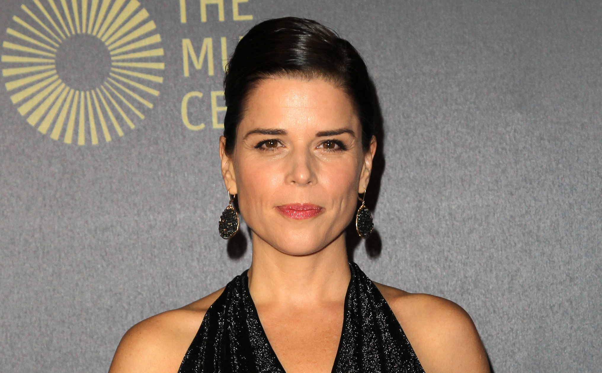 Neve Campbell Joins ‘House of Cards’ Season 4 | House of Cards, Neve ...